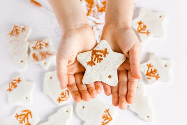 Salt Dough Christmas Decorations For Kids – Salt Dough Christmas Tree ...